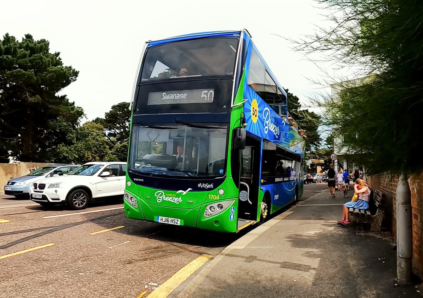 Bus services > How to get to Sandbanks by bus | Sandbanks Beach