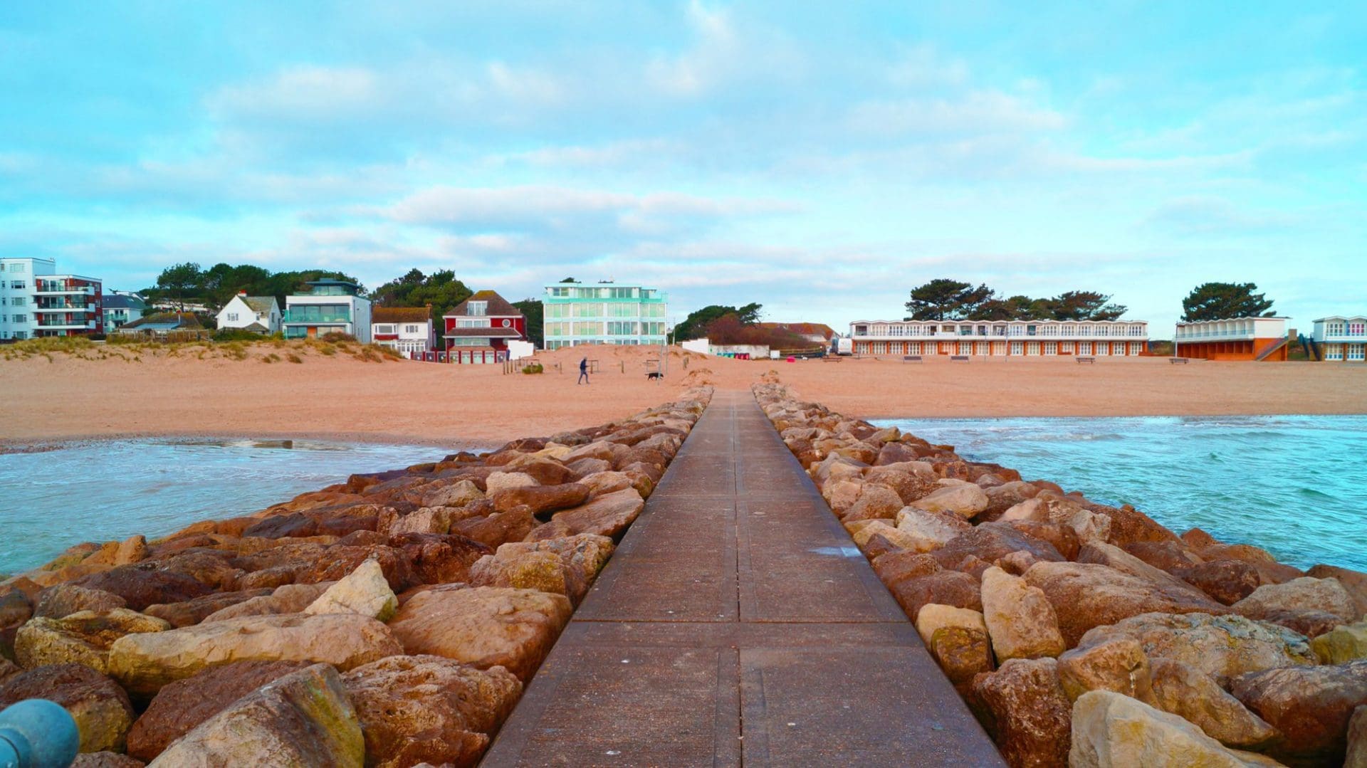 A look along the promenade | Sandbanks Beach: Official Visitor Guide to Sandbanks